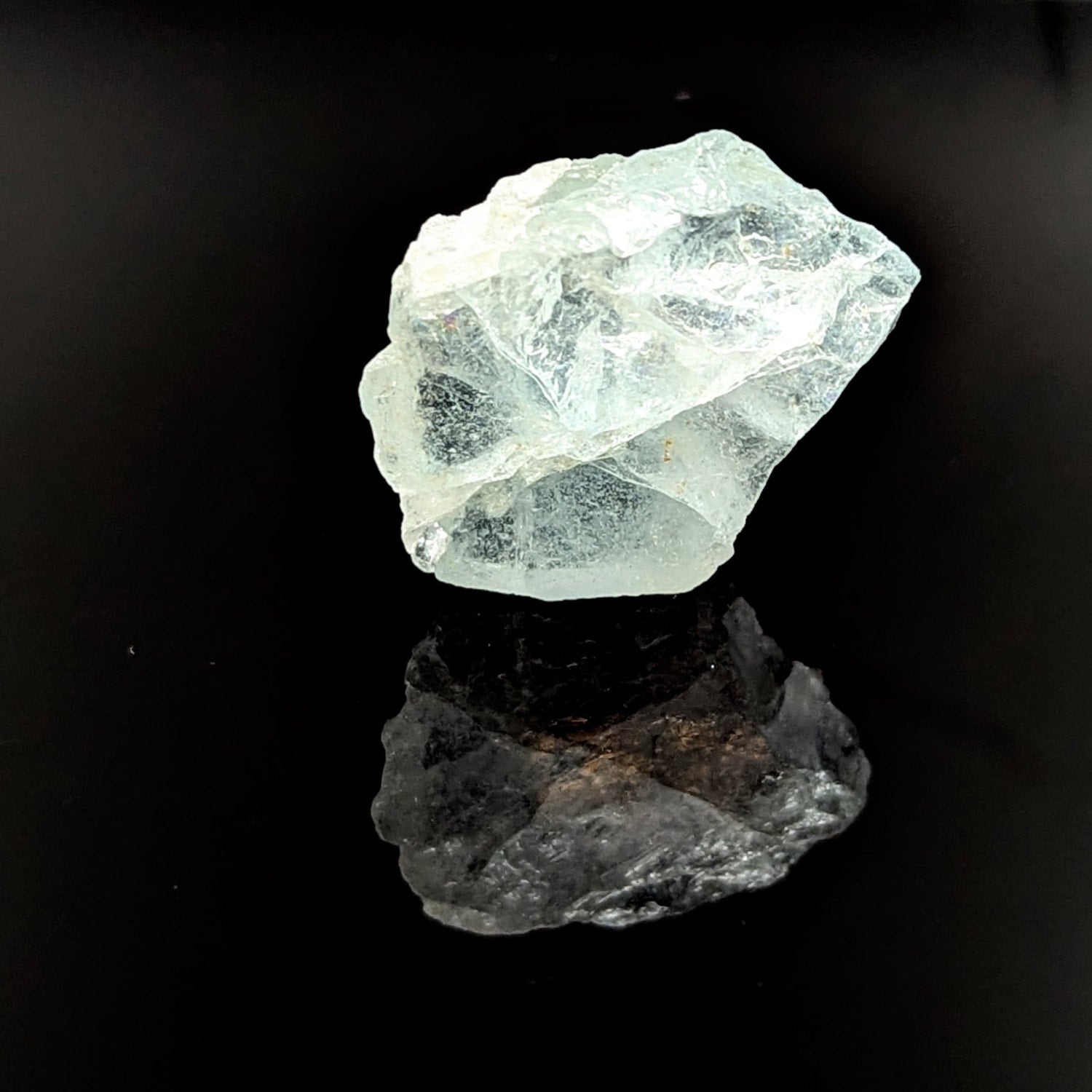 Blue Topaz Rough Gemstone 1.1 Inch Natural Sparkle – Bliss Crystals