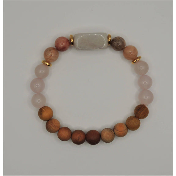 Rose Quartz Properties, Meaning & Benefits | Crystal Healing Guide ...